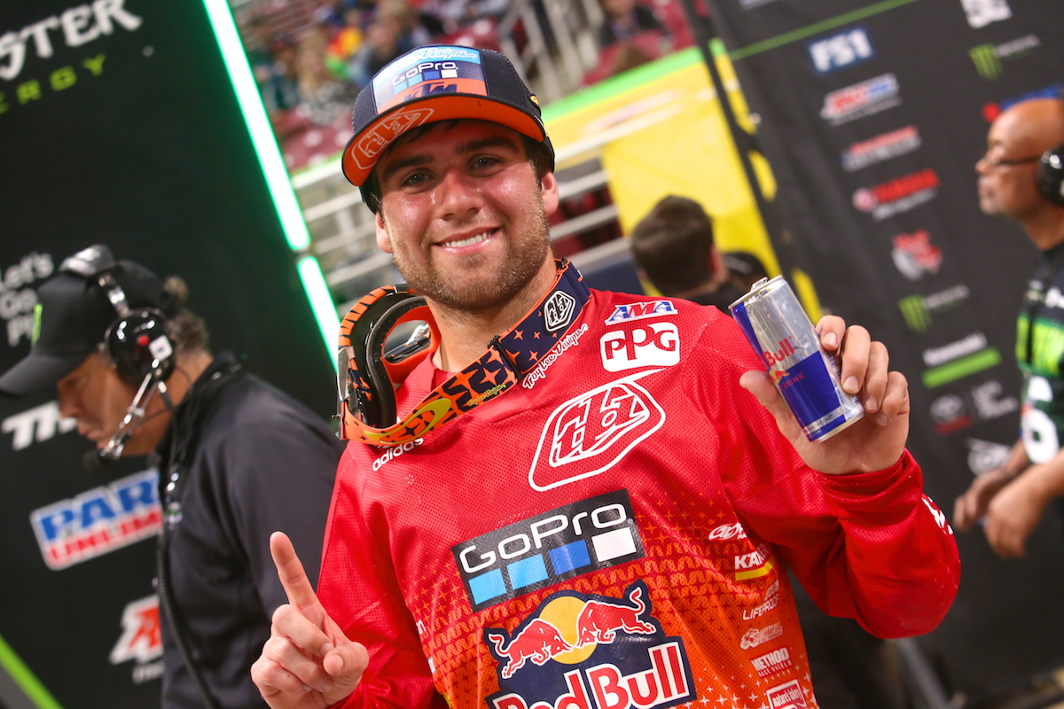 Jordon Smith poursuit son ascension