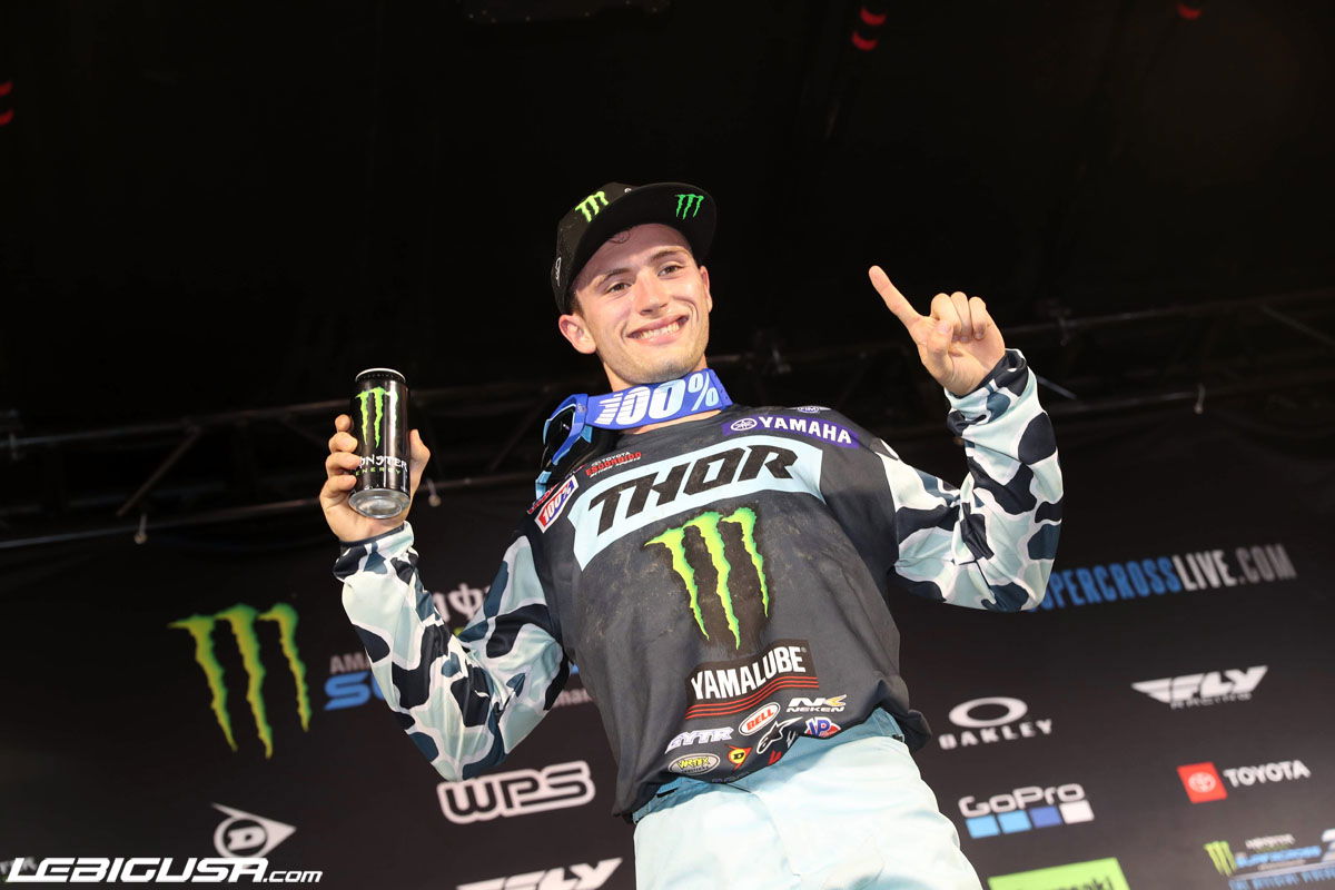 Surprise, Justin Cooper ouvre le bal